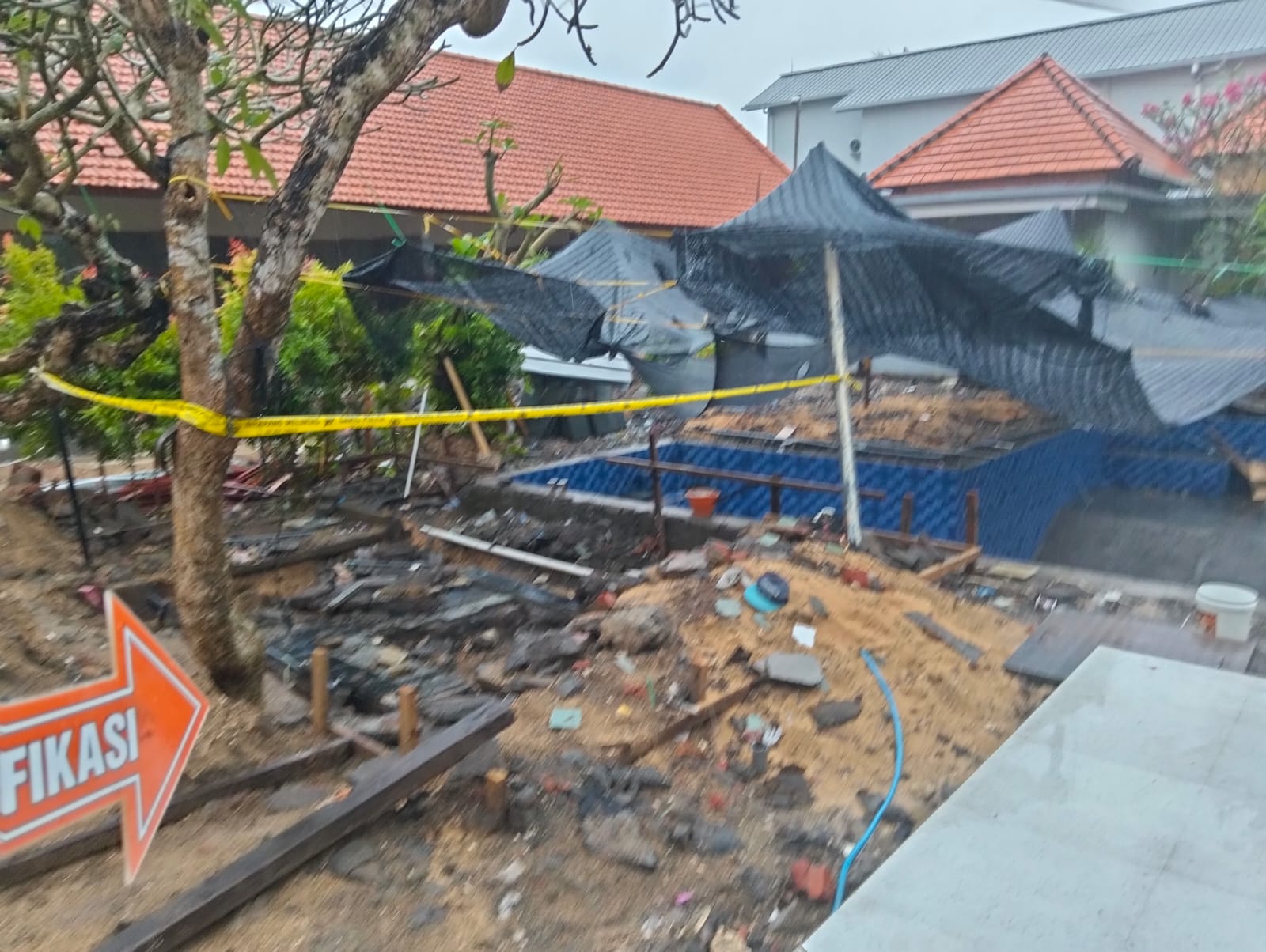 Pekerja Tewas Tertimpa Tembok di Sanur, Polisi Selidiki Dugaan Kelalaian Proyek - Media Bali News